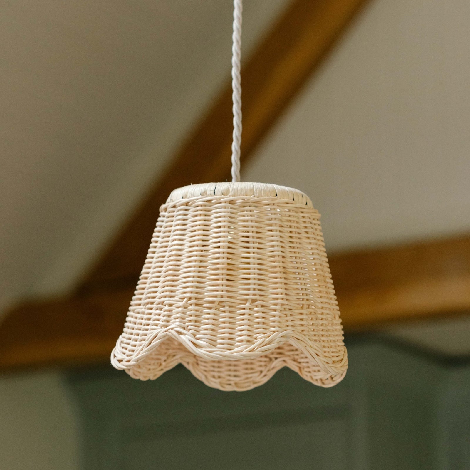 Mimi Rattan Scalloped Lampshade (S) | A Classic Wicker Pendant shade ...